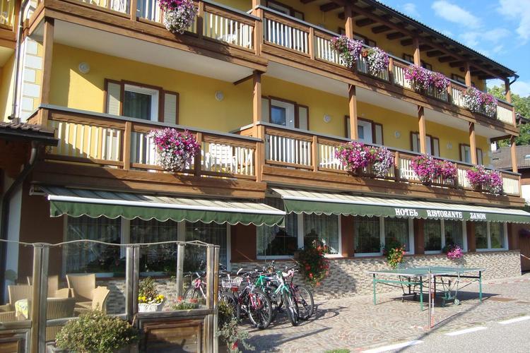 Hotel Zanon - Ziano di Fiemme