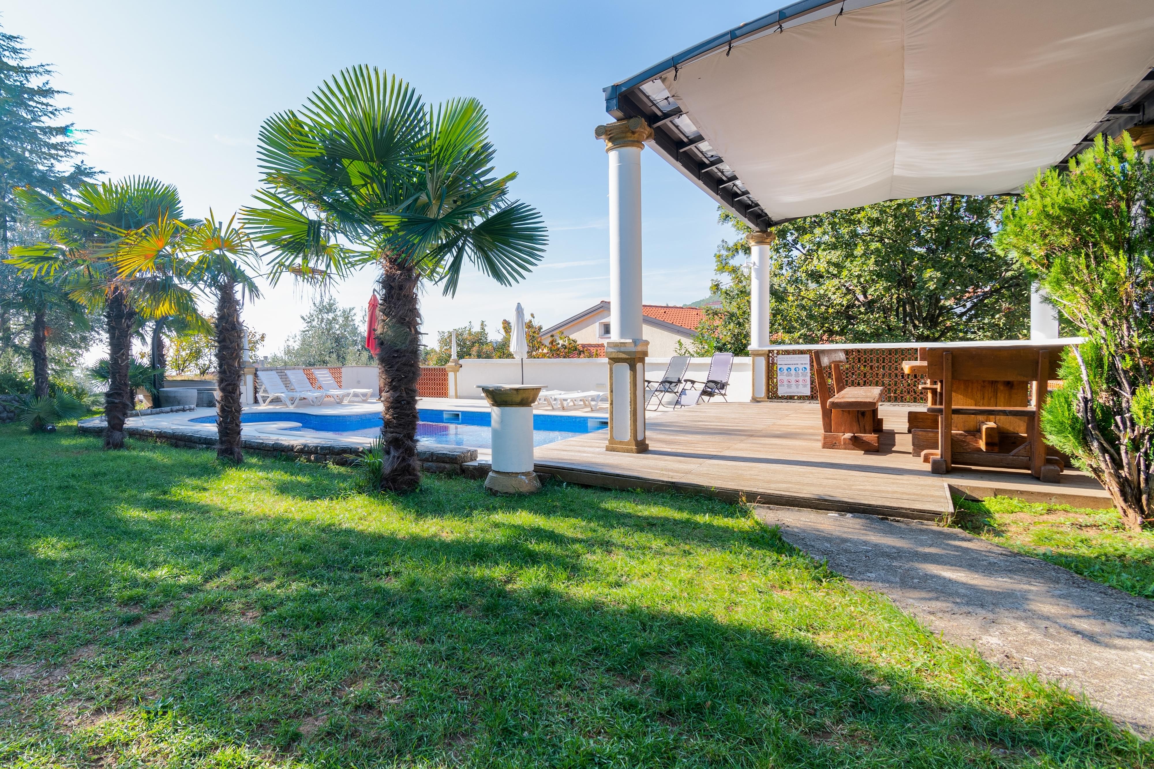 Apartments with swimming pools Opatija - Pobri, Opatija - 16390 ...