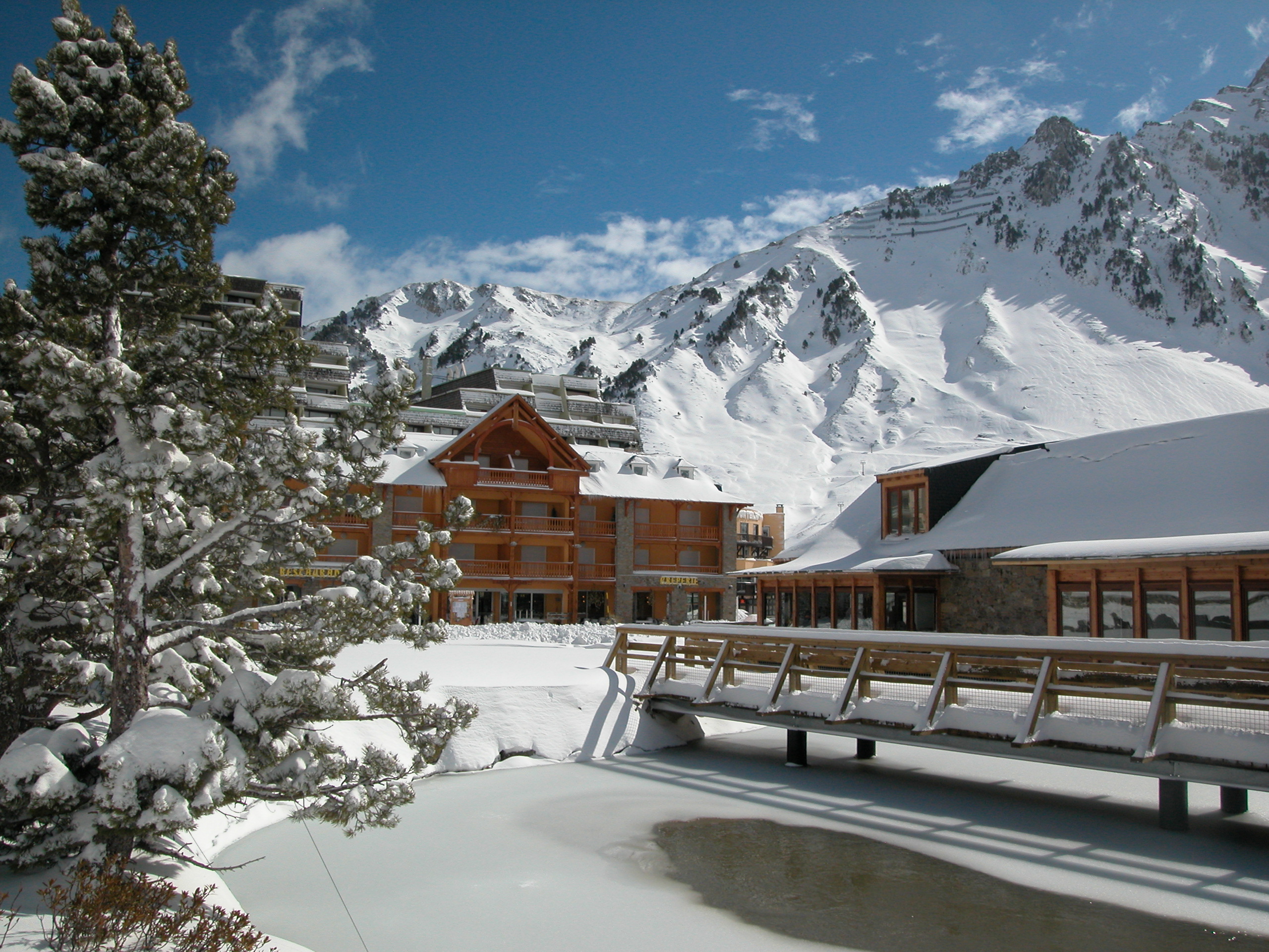 La Mongie Station de ski - Vacances au ski ŕ La Mongie La Mongie Station de ski - Vacances au ski ŕ La Mongie